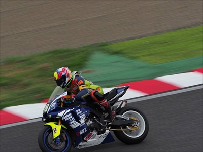 Bikeshop-icu | 鈴鹿サンデーNGK杯 YAMAHA YZF-R1 みねこ60th icu racing team99 大阪Möbius モトキッズ 整備 修理 点検 メンテナンス ...